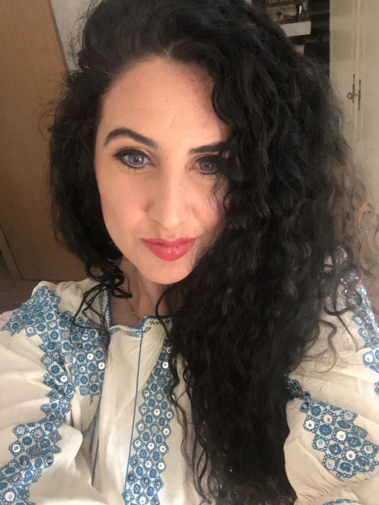 Meet our Professors – Trocadéro Forum Institute (TFI)